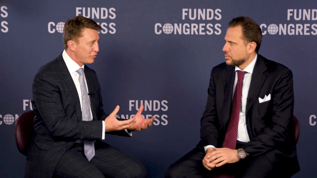 Interview Filming - Off Camera Style - Talking Edge Studios